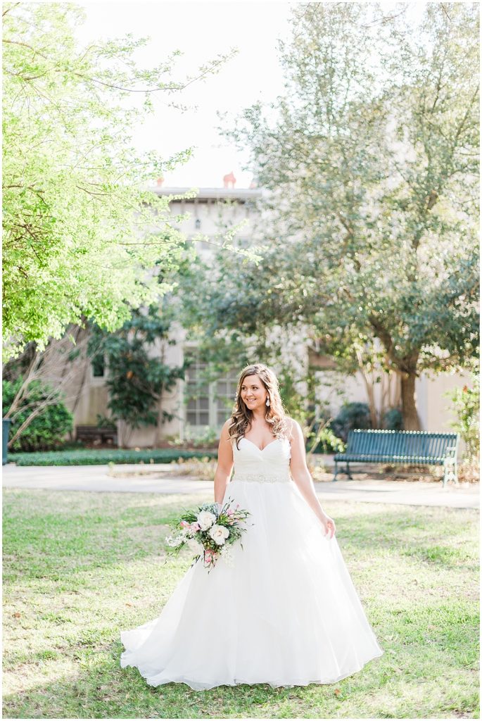 San Antonio Bridal Session | Landa Library