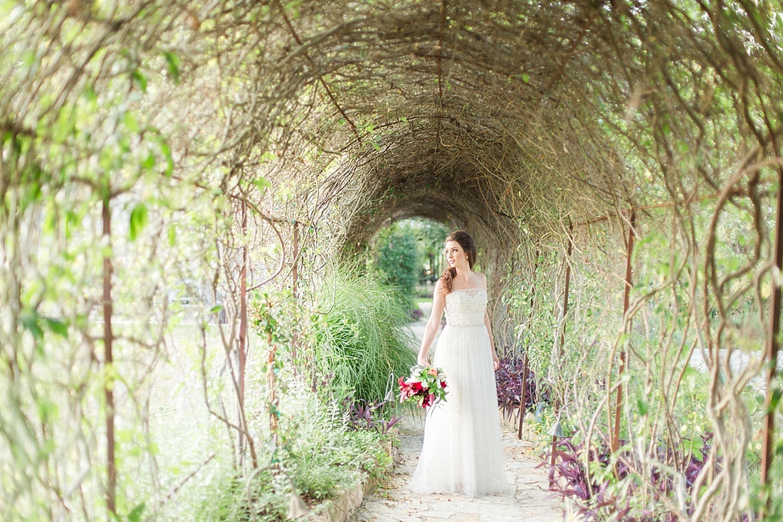 Paniolo Ranch B&B Bridal Photos | Boerne, Texas Wedding Photographer