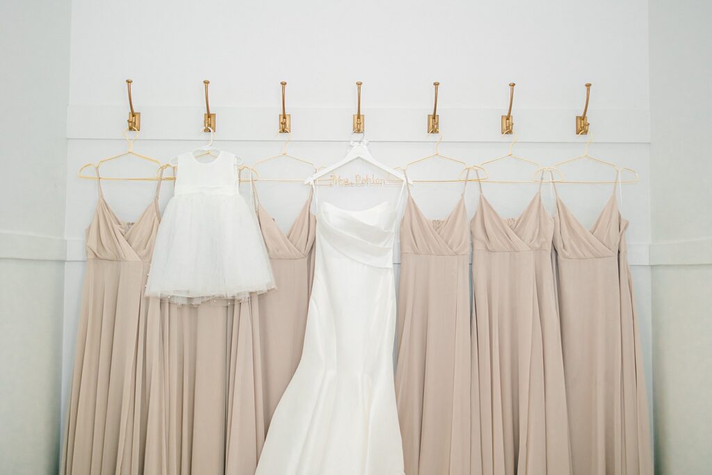 Kristen + TJ | The Preserve at Canyon Lake - Allison Jeffers Wedding ...